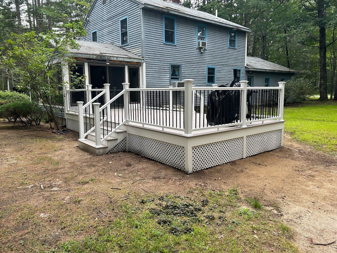 Maine Deck Construction - Paradise Construction LLC